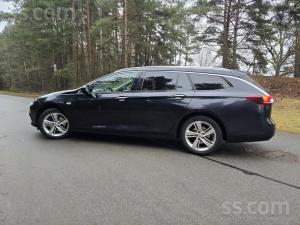 Black Opel Insignia 2017 in Riga, with an engine capacity of 1.60 L and mileage of 0 thousand km for 6500 €, photo 7 on AUTOMOTO.COM.LV