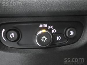 Black Opel Insignia 2017 in Riga, with an engine capacity of 1.60 L and mileage of 0 thousand km for 6500 €, photo 18 on AUTOMOTO.COM.LV