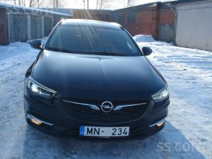 Black Opel Insignia 2017 in Riga, with an engine capacity of 2.00 L and mileage of 161 thousand km for 9000 €, photo 3 on AUTOMOTO.COM.LV