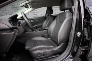 Melns Opel Insignia 2017 Rīga, ar dzinēja tilpumu 2.00 L un nobraukumu 149 tūkst. km par 13100 €, foto 6 vietnē AUTOMOTO.COM.LV