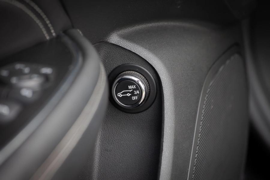Melns Opel Insignia 2017 Rīga, ar dzinēja tilpumu 2.00 L un nobraukumu 149 tūkst. km par 13100 €, foto 14 vietnē AUTOMOTO.COM.LV