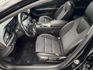 Black Opel Insignia 2017 in Vilnius, with an engine capacity of 1.96 L and mileage of 183 thousand km for 6900 €, photo 24 on AUTOMOTO.COM.LV
