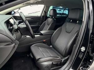 Black Opel Insignia 2017 in Vilnius, with an engine capacity of 1.96 L and mileage of 183 thousand km for 6900 €, photo 26 on AUTOMOTO.COM.LV