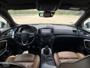 Black Opel Insignia 2017 in Vilnius, with an engine capacity of 2.00 L and mileage of 305 thousand km for 5750 €, photo 12 on AUTOMOTO.COM.LV