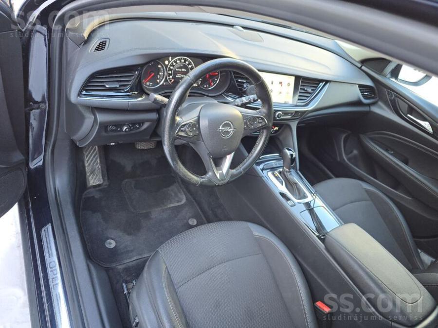 Melns Opel Insignia 2017 Rīga, ar dzinēja tilpumu 2.00 L un nobraukumu 313 tūkst. km par 7900 €, foto 6 vietnē AUTOMOTO.COM.LV
