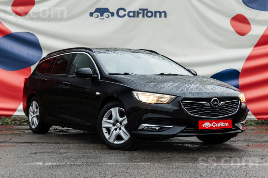 Black Opel Insignia 2017 in Riga, with an engine capacity of 1.60 L and mileage of 254 thousand km for 9900 €, photo 4 on AUTOMOTO.COM.LV