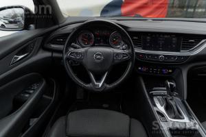 Black Opel Insignia 2017 in Riga, with an engine capacity of 1.60 L and mileage of 254 thousand km for 9900 €, photo 21 on AUTOMOTO.COM.LV