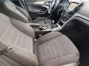 Melns Opel Insignia 2017 Marijampole, ar dzinēja tilpumu 1.60 L un nobraukumu 202 tūkst. km par 5500 €, foto 7 vietnē AUTOMOTO.COM.LV