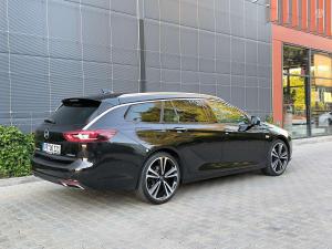 Melns Opel Insignia 2017 Klaipėda, ar dzinēja tilpumu 1.96 L un nobraukumu 220 tūkst. km par 11950 €, foto 10 vietnē AUTOMOTO.COM.LV