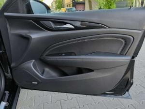 Melns Opel Insignia 2017 Klaipėda, ar dzinēja tilpumu 1.96 L un nobraukumu 220 tūkst. km par 11950 €, foto 33 vietnē AUTOMOTO.COM.LV