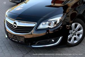 Black Opel Insignia 2017 in Kretinga, with an engine capacity of 1.96 L and mileage of 232 thousand km for 5599 €, photo 5 on AUTOMOTO.COM.LV