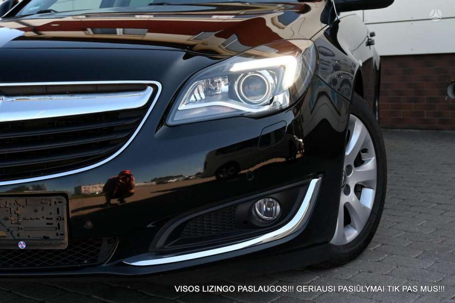 Black Opel Insignia 2017 in Kretinga, with an engine capacity of 1.96 L and mileage of 232 thousand km for 5599 €, photo 6 on AUTOMOTO.COM.LV