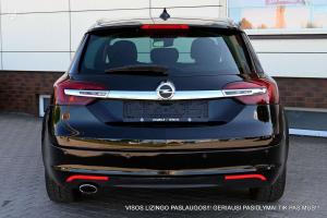 Black Opel Insignia 2017 in Kretinga, with an engine capacity of 1.96 L and mileage of 232 thousand km for 5599 €, photo 9 on AUTOMOTO.COM.LV