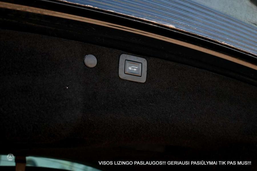 Black Opel Insignia 2017 in Kretinga, with an engine capacity of 1.96 L and mileage of 232 thousand km for 5599 €, photo 14 on AUTOMOTO.COM.LV