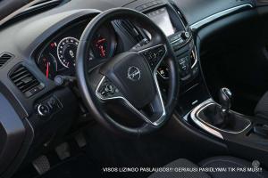 Black Opel Insignia 2017 in Kretinga, with an engine capacity of 1.96 L and mileage of 232 thousand km for 5599 €, photo 19 on AUTOMOTO.COM.LV