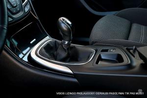 Black Opel Insignia 2017 in Kretinga, with an engine capacity of 1.96 L and mileage of 232 thousand km for 5599 €, photo 21 on AUTOMOTO.COM.LV