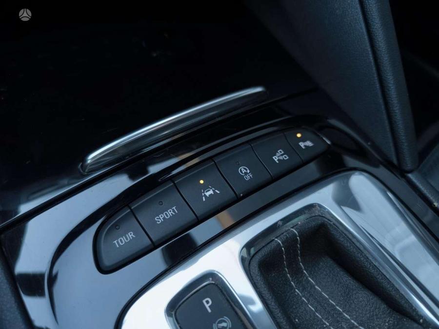 Melns Opel Insignia 2017 Klaipėda, ar dzinēja tilpumu 1.96 L un nobraukumu 220 tūkst. km par 11950 €, foto 46 vietnē AUTOMOTO.COM.LV