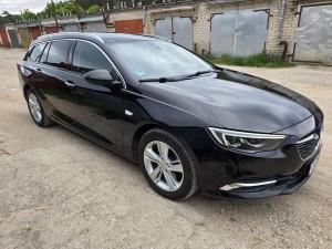 Black Opel Insignia 2017 in Ukmerge, with an engine capacity of 1.96 L and mileage of 131 thousand km for 8500 €, photo 3 on AUTOMOTO.COM.LV