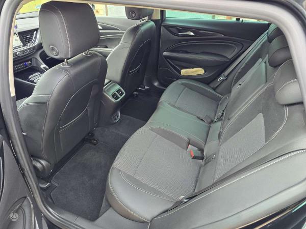 Black Opel Insignia 2017 in Ukmerge, with an engine capacity of 1.96 L and mileage of 131 thousand km for 8500 €, photo 7 on AUTOMOTO.COM.LV