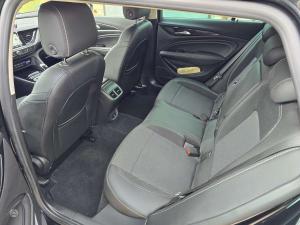 Black Opel Insignia 2017 in Ukmerge, with an engine capacity of 1.96 L and mileage of 131 thousand km for 8500 €, photo 8 on AUTOMOTO.COM.LV