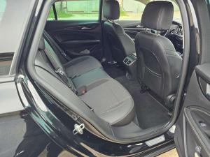 Black Opel Insignia 2017 in Ukmerge, with an engine capacity of 1.96 L and mileage of 131 thousand km for 8500 €, photo 9 on AUTOMOTO.COM.LV