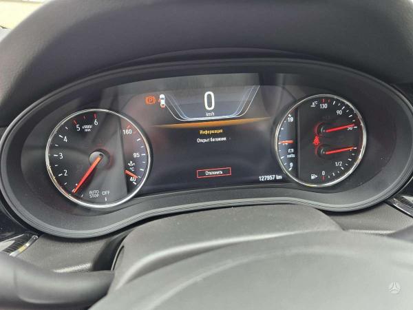 Black Opel Insignia 2017 in Ukmerge, with an engine capacity of 1.96 L and mileage of 131 thousand km for 8500 €, photo 10 on AUTOMOTO.COM.LV