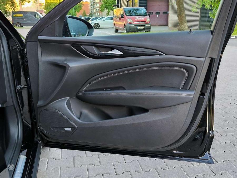 Melns Opel Insignia 2017 Klaipėda, ar dzinēja tilpumu 1.96 L un nobraukumu 220 tūkst. km par 11950 €, foto 33 vietnē AUTOMOTO.COM.LV