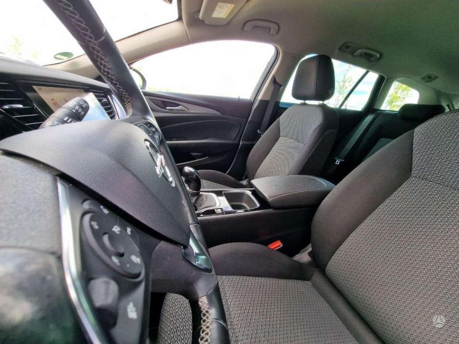 Melns Opel Insignia 2017 Viļņa, ar dzinēja tilpumu 2.00 L un nobraukumu 200 tūkst. km par 7990 €, foto 18 vietnē AUTOMOTO.COM.LV