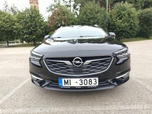 Black Opel Insignia 2017 in Ogre, with an engine capacity of 2.00 L and mileage of 250 thousand km for 10350 €, photo 6 on AUTOMOTO.COM.LV