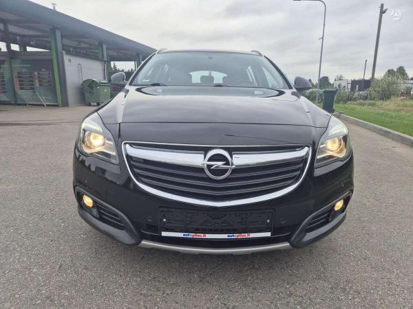 Melns Opel Insignia 2017 Utena, ar dzinēja tilpumu 1.96 L un nobraukumu 212 tūkst. km par 7650 €, foto 4 vietnē AUTOMOTO.COM.LV