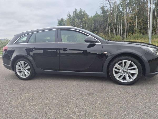 Melns Opel Insignia 2017 Utena, ar dzinēja tilpumu 1.96 L un nobraukumu 212 tūkst. km par 7650 €, foto 7 vietnē AUTOMOTO.COM.LV