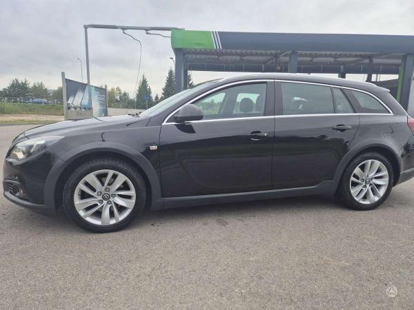 Melns Opel Insignia 2017 Utena, ar dzinēja tilpumu 1.96 L un nobraukumu 212 tūkst. km par 7550 €, foto 6 vietnē AUTOMOTO.COM.LV