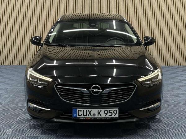 Black Opel Insignia 2017 in Marijampole, with an engine capacity of 1.96 L and mileage of 194 thousand km for 10750 €, photo 5 on AUTOMOTO.COM.LV