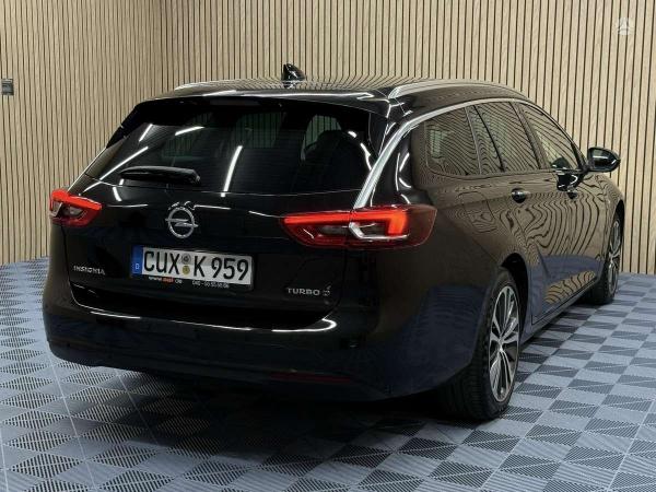 Black Opel Insignia 2017 in Marijampole, with an engine capacity of 1.96 L and mileage of 194 thousand km for 10750 €, photo 9 on AUTOMOTO.COM.LV
