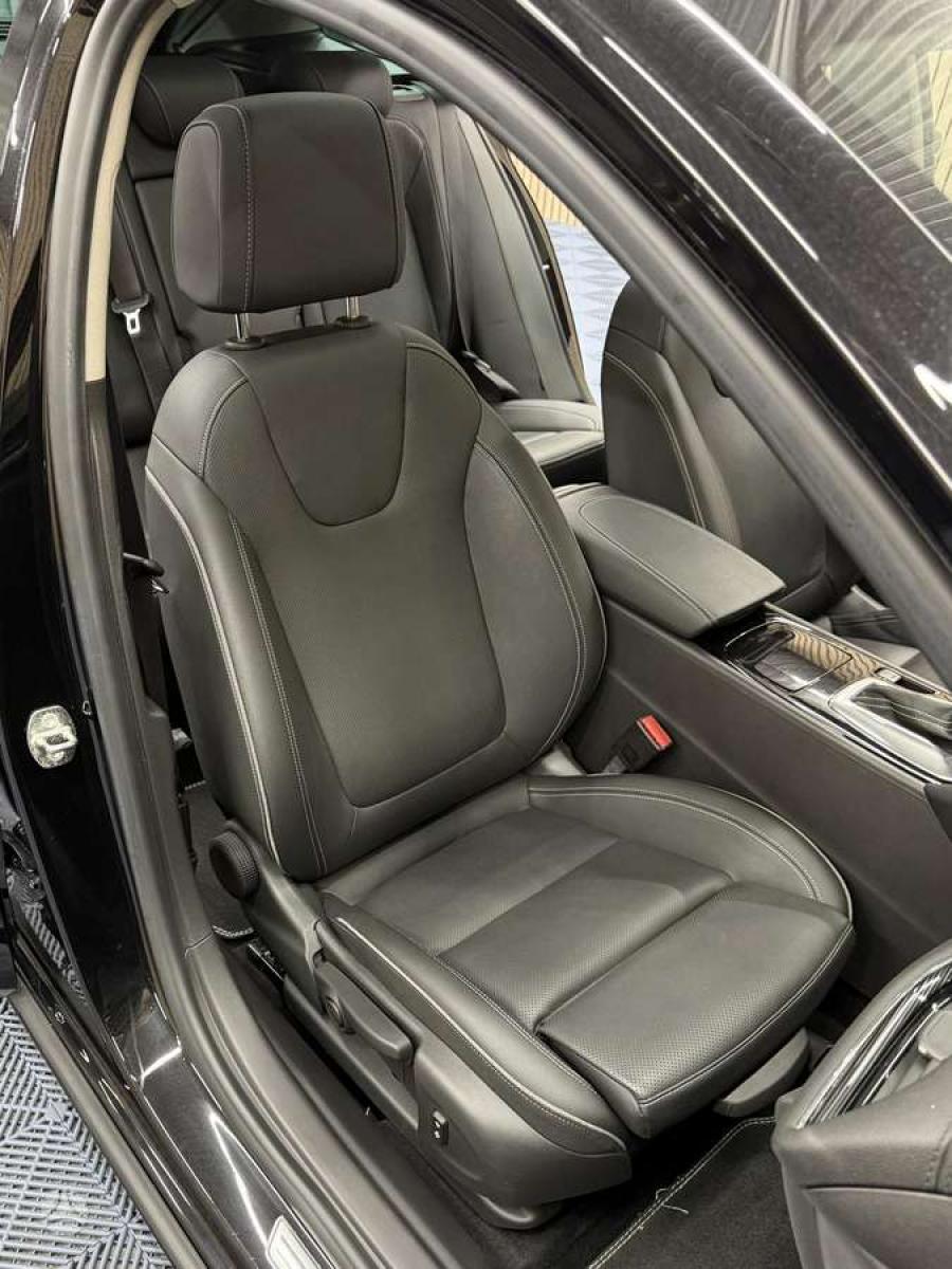 Melns Opel Insignia 2017 Marijampole, ar dzinēja tilpumu 1.96 L un nobraukumu 194 tūkst. km par 10750 €, foto 17 vietnē AUTOMOTO.COM.LV