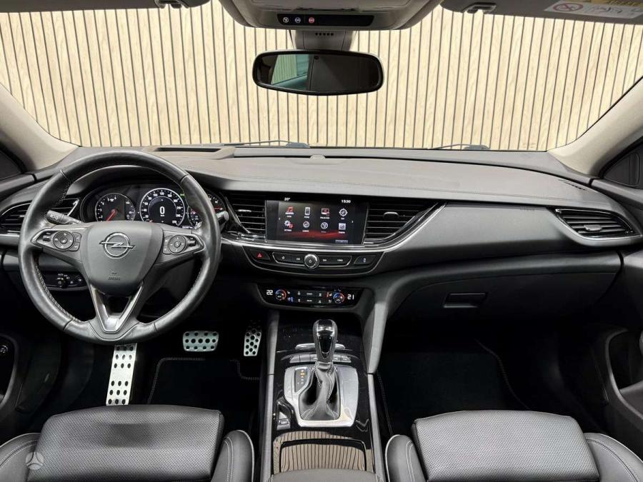 Melns Opel Insignia 2017 Marijampole, ar dzinēja tilpumu 1.96 L un nobraukumu 194 tūkst. km par 10750 €, foto 24 vietnē AUTOMOTO.COM.LV