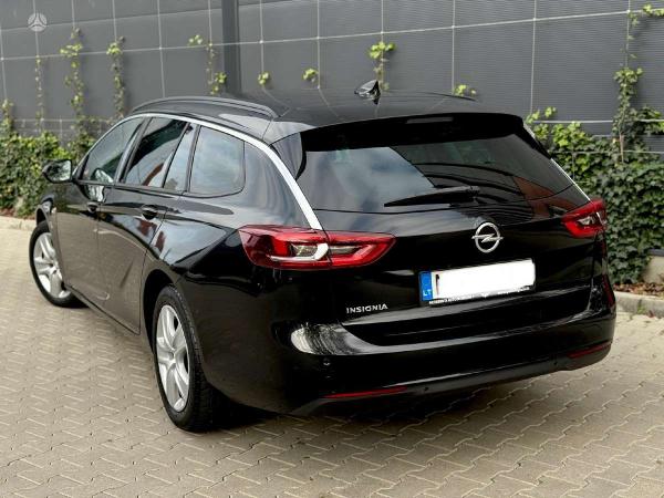 Black Opel Insignia 2018 in Klaipeda, with an engine capacity of 1.60 L and mileage of 226 thousand km for 9400 €, photo 4 on AUTOMOTO.COM.LV