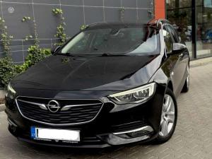 Melns Opel Insignia 2018 Klaipėda, ar dzinēja tilpumu 1.60 L un nobraukumu 226 tūkst. km par 8990 €, foto  vietnē AUTOMOTO.COM.LV