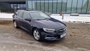 Black Opel Insignia 2018 in Siauliai, with an engine capacity of 1.60 L and mileage of 160 thousand km for 10900 €, photo  on AUTOMOTO.COM.LV