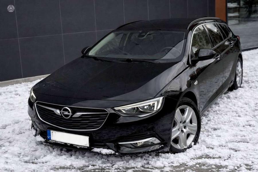 Black Opel Insignia 2018 in Klaipeda, with an engine capacity of 1.96 L and mileage of 226 thousand km for 8950 €, photo 2 on AUTOMOTO.COM.LV