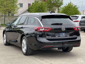 Black Opel Insignia 2018 in Marijampole, with an engine capacity of 2.00 L and mileage of 225 thousand km for 9950 €, photo 13 on AUTOMOTO.COM.LV