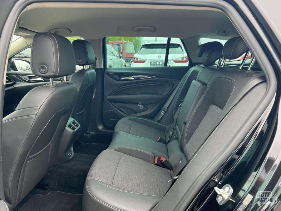 Black Opel Insignia 2018 in Marijampole, with an engine capacity of 2.00 L and mileage of 225 thousand km for 9950 €, photo 29 on AUTOMOTO.COM.LV
