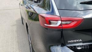 Black Opel Insignia 2018 in Jelgava, with an engine capacity of 2.00 L and mileage of 187 thousand km for 9950 €, photo 25 on AUTOMOTO.COM.LV