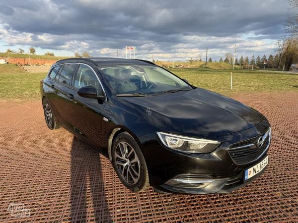 Black Opel Insignia 2018 in Siauliai, with an engine capacity of 1.50 L and mileage of 181 thousand km for 7600 €, photo 3 on AUTOMOTO.COM.LV