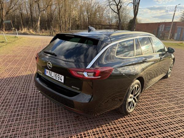 Black Opel Insignia 2018 in Siauliai, with an engine capacity of 1.50 L and mileage of 181 thousand km for 7600 €, photo 5 on AUTOMOTO.COM.LV