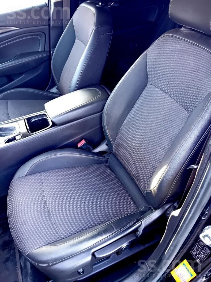 Melns Opel Insignia 2018 Ventspils, ar dzinēja tilpumu 1.60 L un nobraukumu 264 tūkst. km par 7200 €, foto 10 vietnē AUTOMOTO.COM.LV