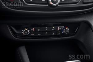 Melns Opel Insignia 2018 Tukums, ar dzinēja tilpumu 1.60 L un nobraukumu 184 tūkst. km par 9590 €, foto 25 vietnē AUTOMOTO.COM.LV