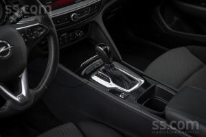 Melns Opel Insignia 2018 Tukums, ar dzinēja tilpumu 1.60 L un nobraukumu 184 tūkst. km par 9590 €, foto 27 vietnē AUTOMOTO.COM.LV