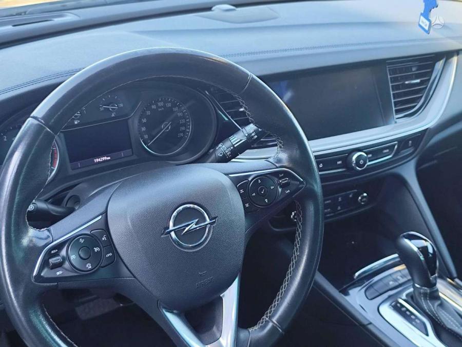 Melns Opel Insignia 2018 Šauļi, ar dzinēja tilpumu 1.60 L un nobraukumu 190 tūkst. km par 7800 €, foto 17 vietnē AUTOMOTO.COM.LV