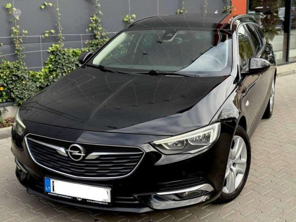 Black Opel Insignia 2018 in Klaipeda, with an engine capacity of 1.60 L and mileage of 226 thousand km for 8800 €, photo 6 on AUTOMOTO.COM.LV